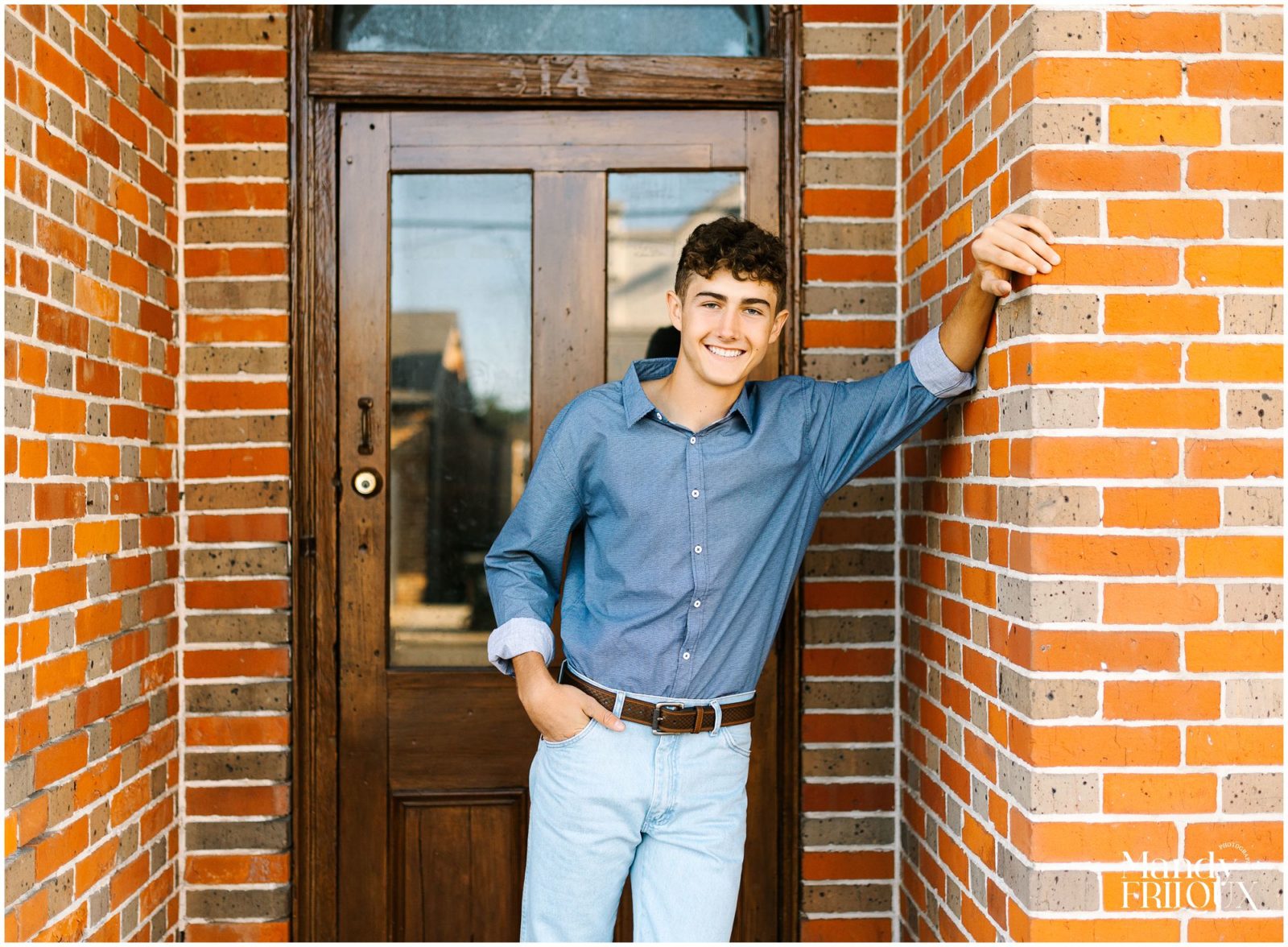 Jace's Downtown Houma Senior Session - mandyfrilouxphotography.com